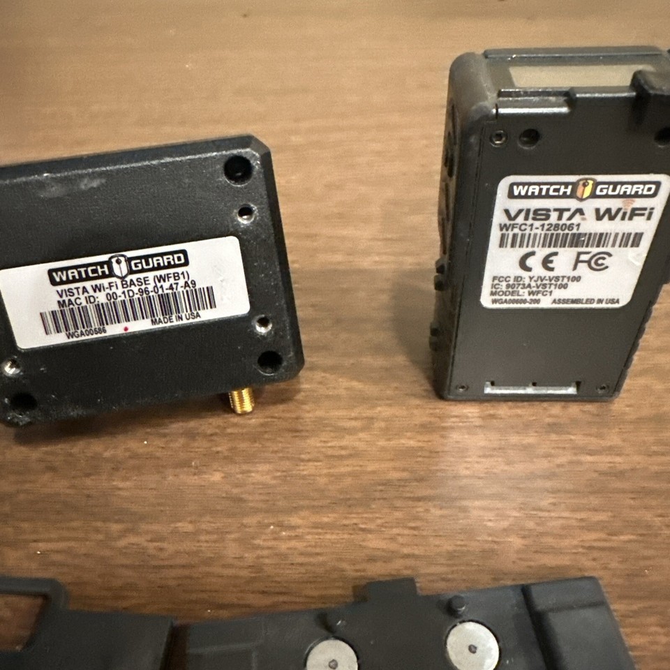 WatchGuard Vista WFC1 Body Camera W/ Mag Mount And Charging Base And ...