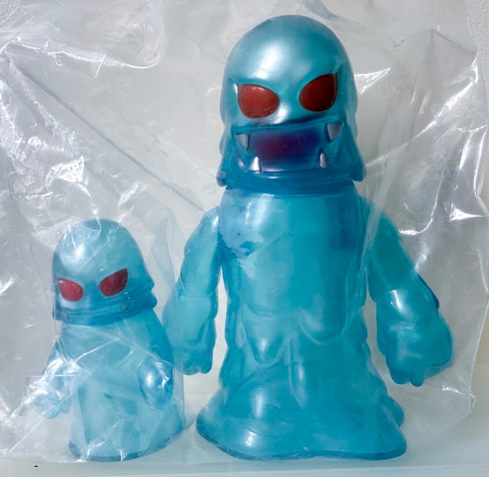 Rumble Monsters Clear Blue Water Damnedron Set of 2 Neo Kaiju | eBay