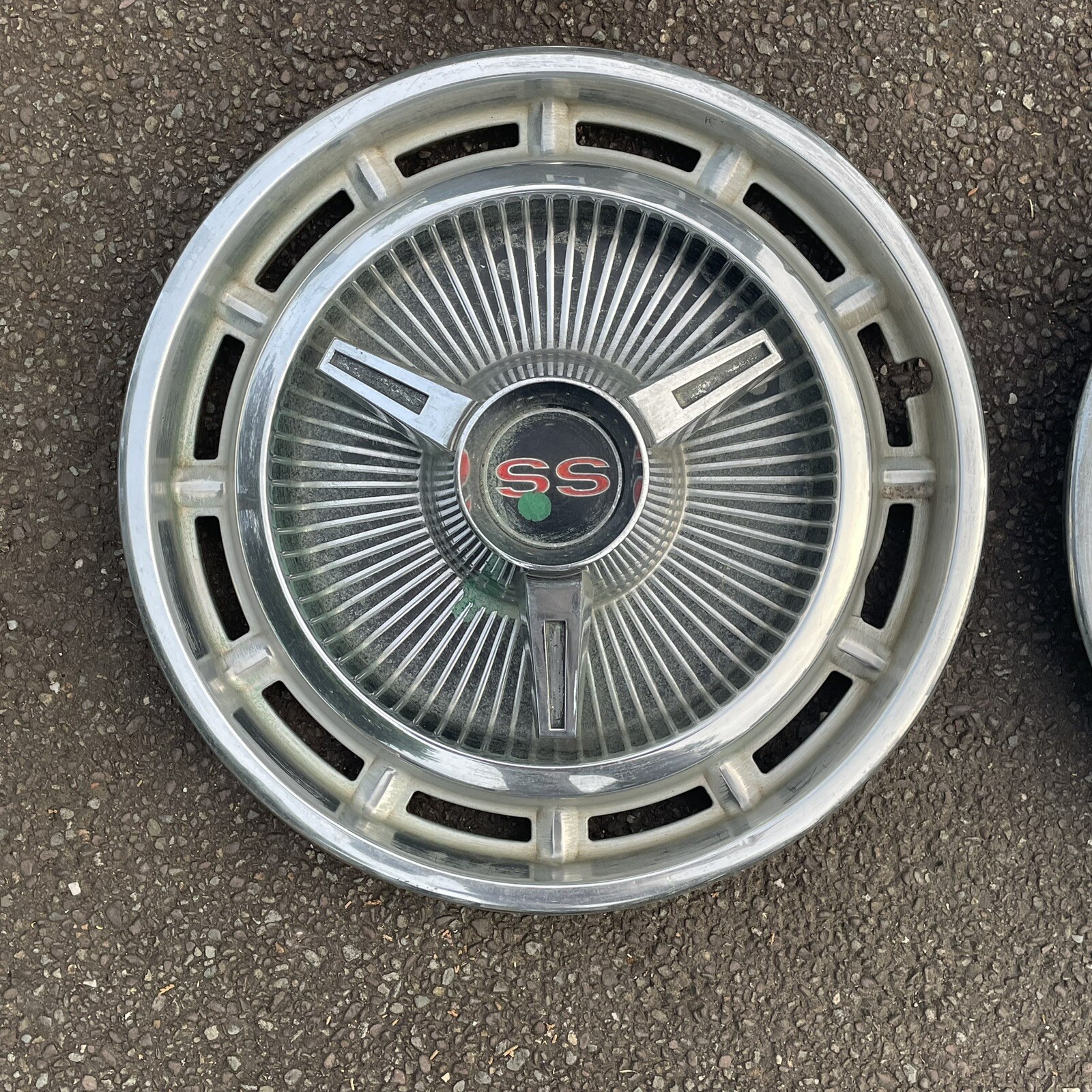 1965 1966 Chevrolet Impala Chevy II Nova SS Hubcap Rim Wheel Cover Hub ...