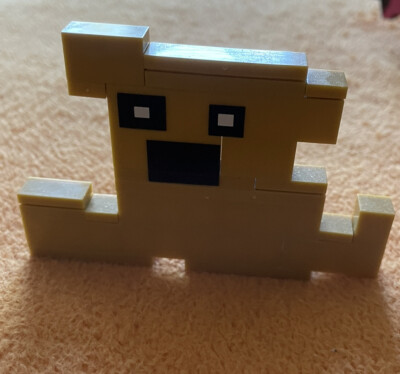 McFarlane - Five Nights At Freddy’s FNAF - 8-bit Series 1 - Golden ...