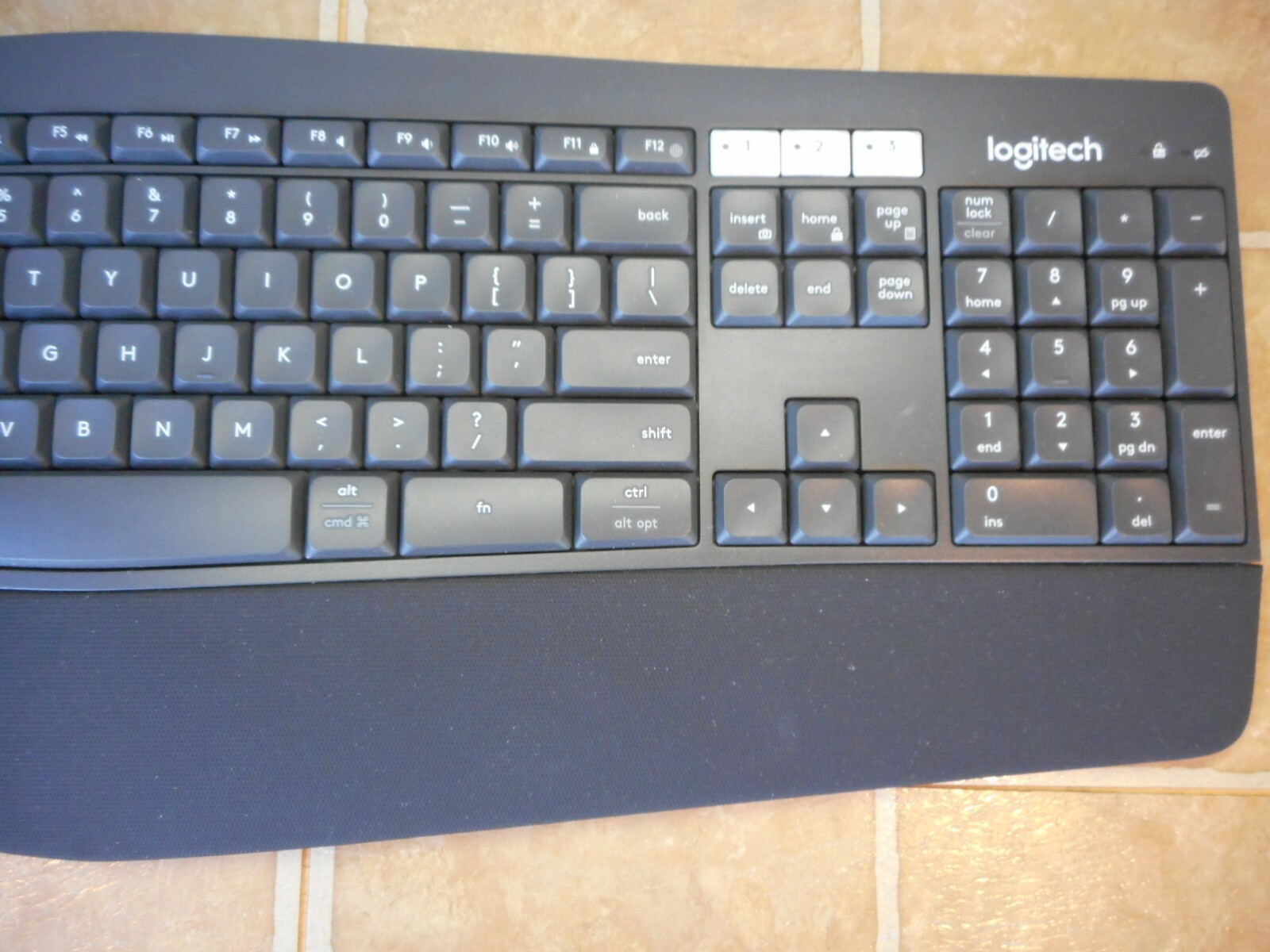 Logitech K850 Keyboard Multi-Device BT Bluetooth Compatible Dual Mac ...