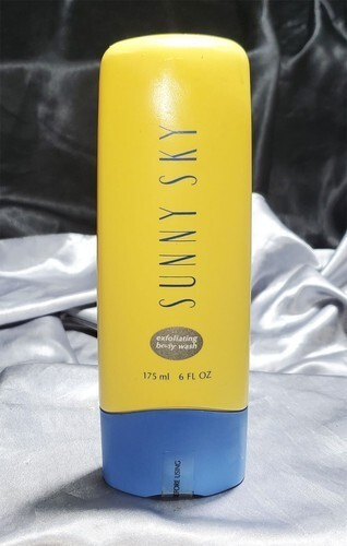 AVON SUNNY SKY EXFOLIATING BODY WASH 6.Oz Unisex Vintage 1996 Give For ...
