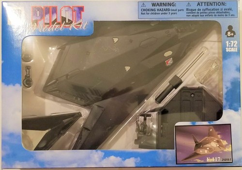 New Ray - 1:72 Scale Pilot Model Kit F-117 Nighthawk (BBNR21317F117) | eBay