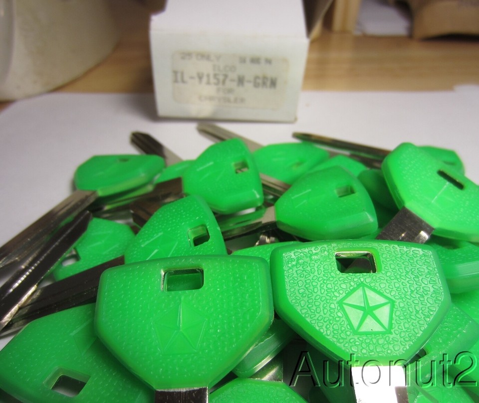 Chrysler & Jeep keys box of 25 uncut keys NOS 1990's up ignition door ...