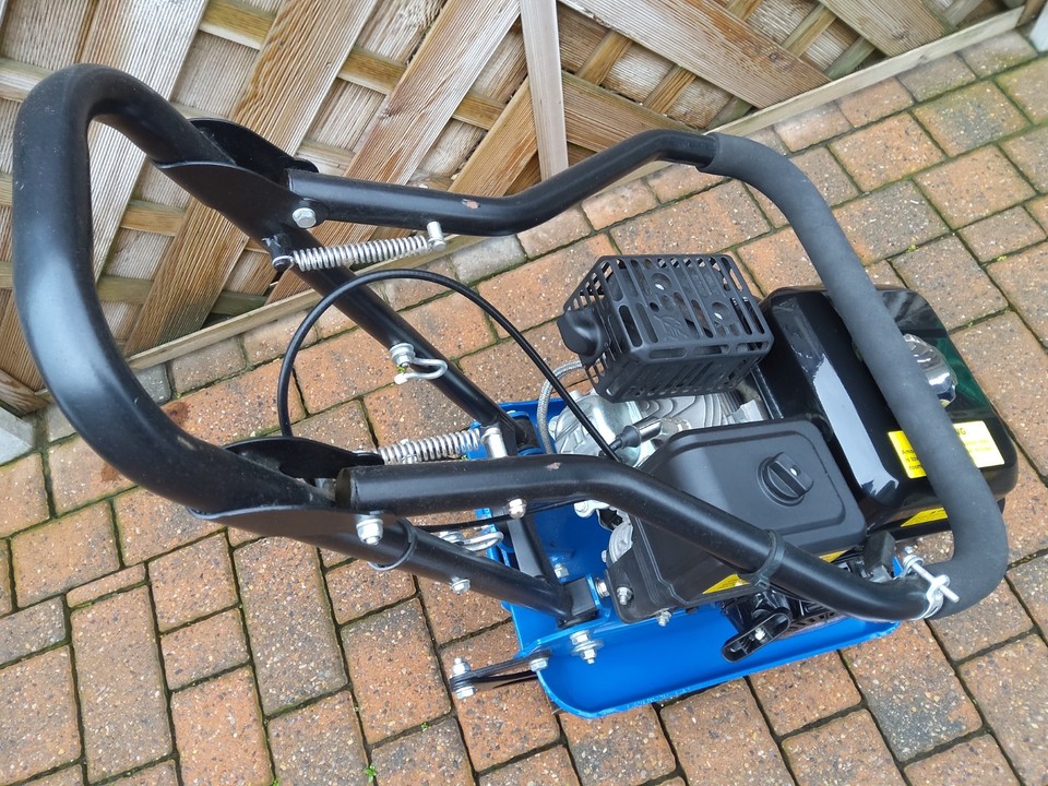 SCHEPPACH HP 1100S COMPACTOR PLATE 6.5 HP WITH BLOCK PAVING PAD ( USED ...