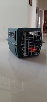 Dog/Pet's Carriers Karry Kennel 200 Slightly Used Color Green Top ...