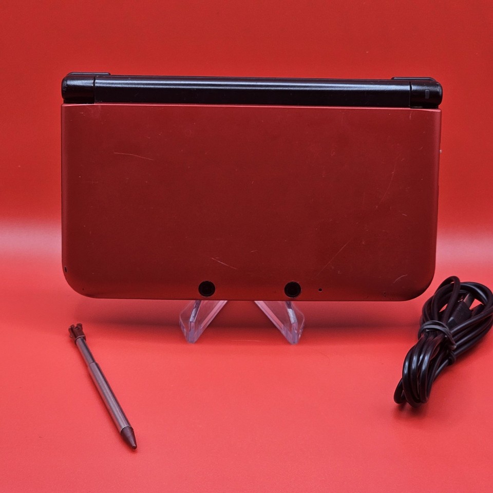 Nintendo 3DS XL Portable Gaming Console Red and Black with Charger and ...