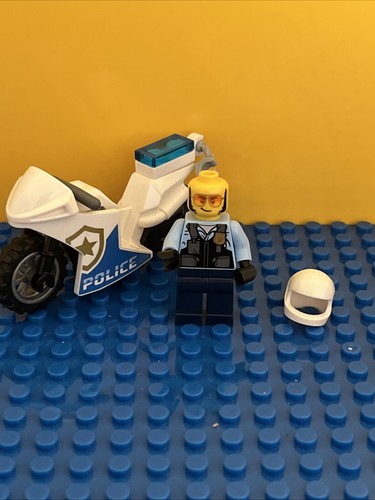[NEW] LEGO Police Motorbike Bike including Policeman | eBay