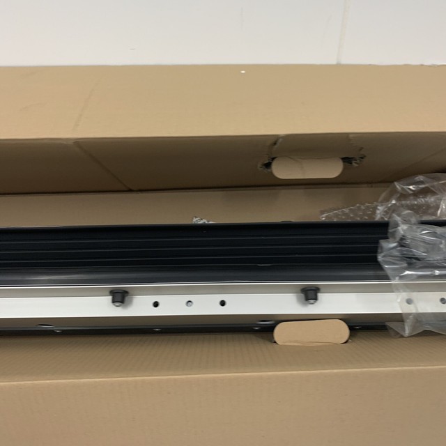 Genuine Land Rover Part Evoque Fixed Side Steps VPLVP0225 - for sale ...