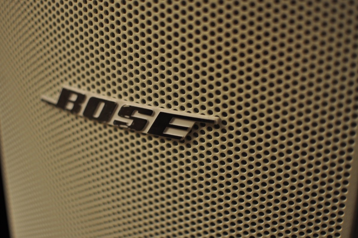 Bose Logo Wallpaper