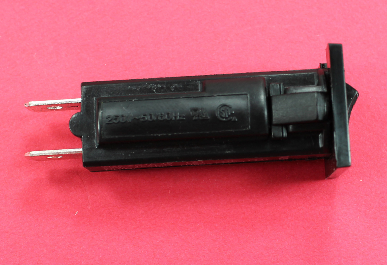 15A Snap-In Circuit Breaker,120-250VAC 32VDC, W28-XQ1A-15 UL Listed ...