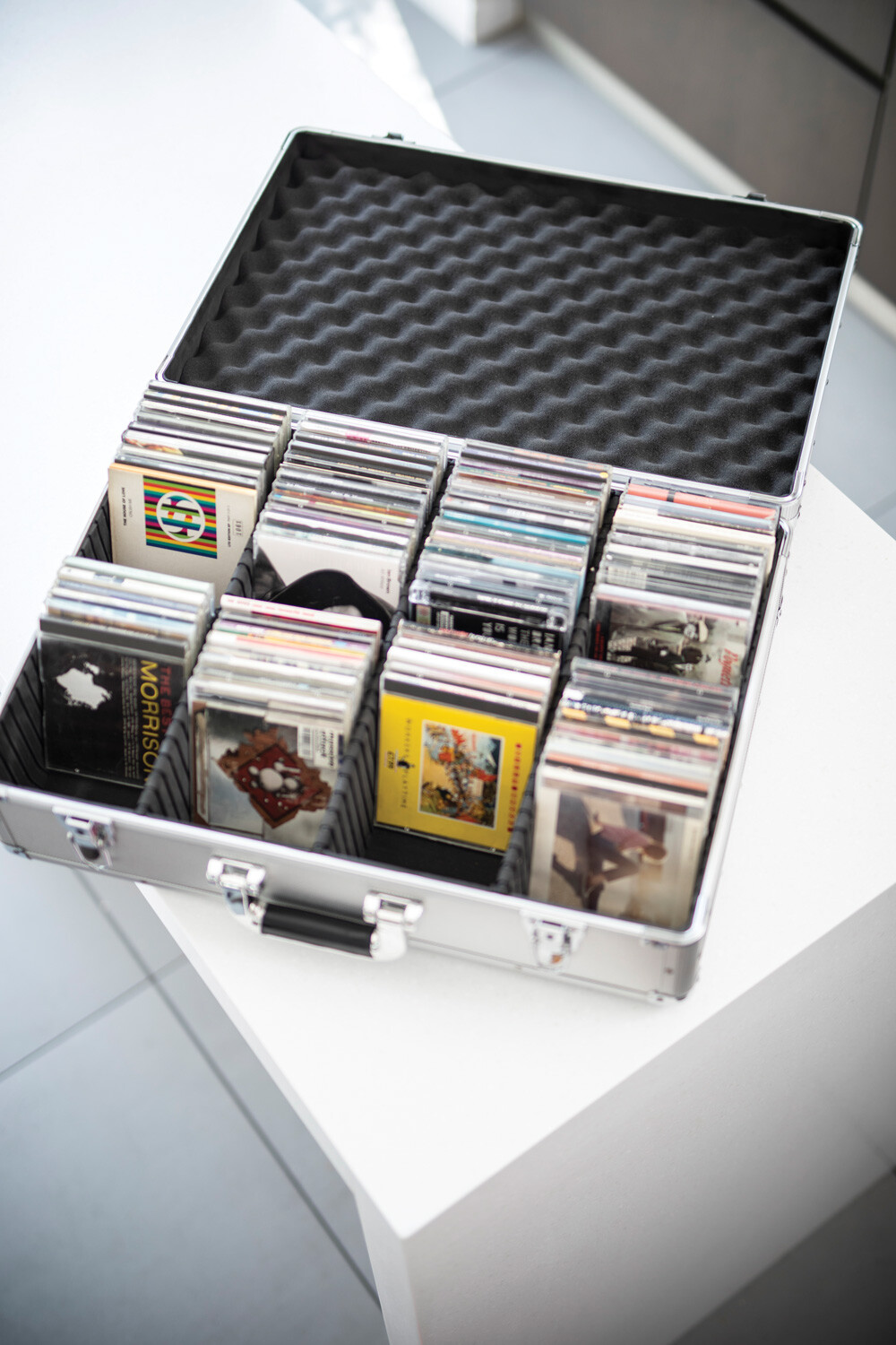 CD Storage Case Aluminium Metal DJ Large Flight Box - For 120 CDs or ...