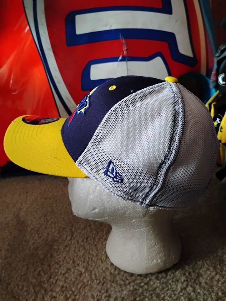 Sunoco Front Row Motorsports Team Issue Victory Lane Z Smith Personal ...