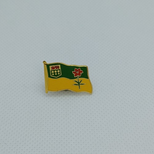 Vintage Saskatchewan Provincial Flag Lapel Pin Logo Travel Souvenir ...