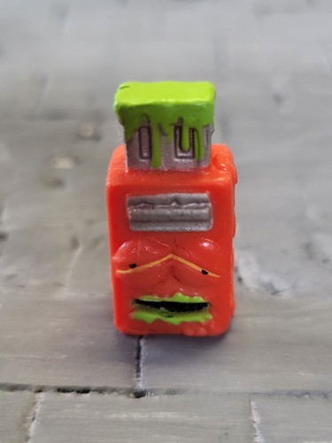 The Grossery Gang Rusty Claw Machine Exclusive Figure 2-172 Goo S.B ...