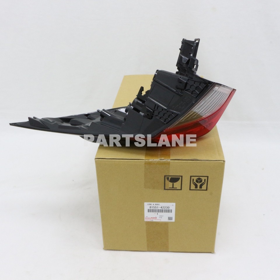 Toyota RAV4 OEM Rear RH Right Tail Light Combination Lamp Lens Body ...