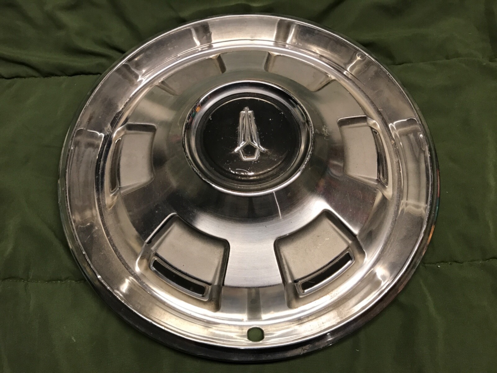 1967 PLYMOUTH VALIANT HUBCAP14” WHEEL COVER HUB CAP BARRACUDA | eBay