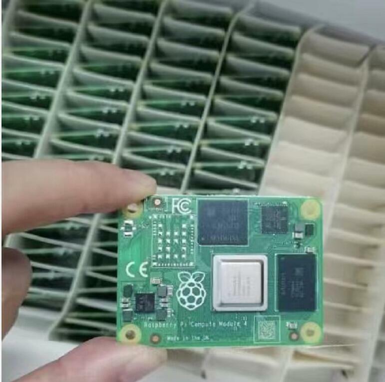 CM4108032 CM4 Raspeberry Pi Compute Module 4 WiFi 8G Ram 32GB eMMC | eBay