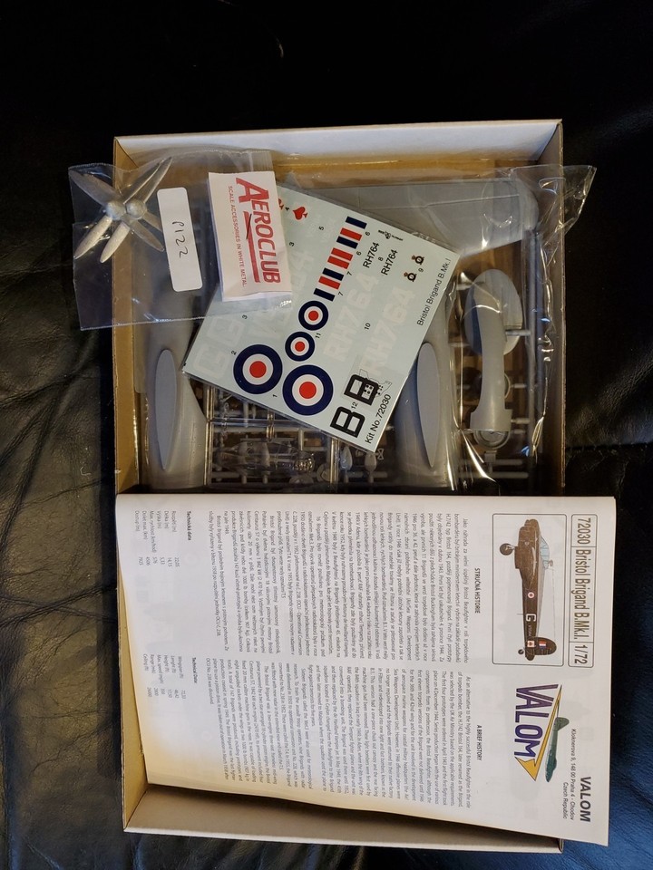 Valom Bristol Brigand Mk.I 1/72nd scale model kit + Aeroclub Propellers ...