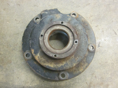 Onan CCKA CCKA-MS 16.5 hp Case 646 Tractor Engine Output Bearing Plate ...
