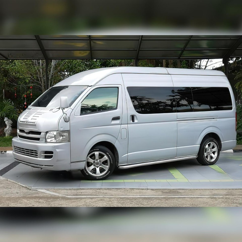 SET Tail Lamp Rear Light LED Smoke Lens For Toyota HiAce Van Commuter ...