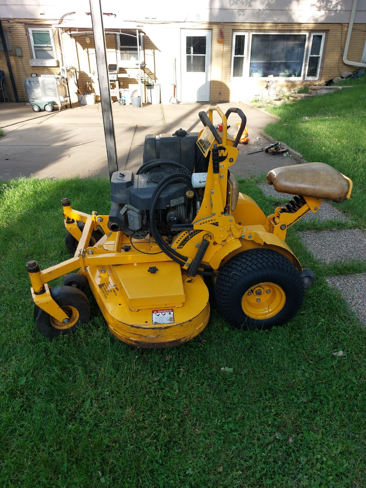Wright Sentar WSES 52'' Ridding lawn mower, zero turn, stander, 2 ...