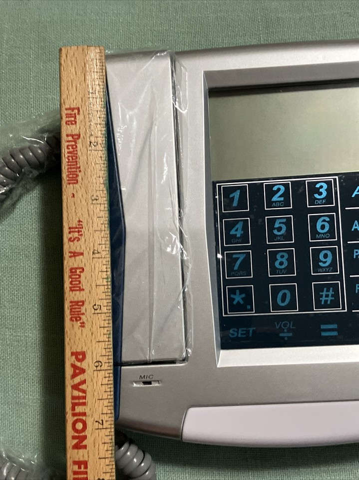 2006 Innovage Phone Talking Caller ID LCD Touch Panel Land Line Silver ...