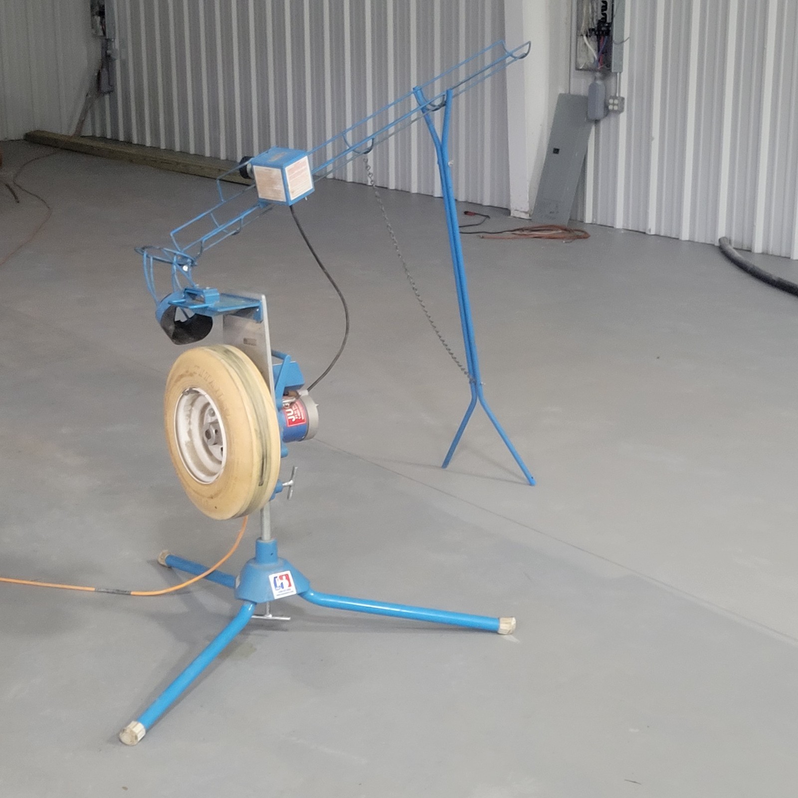 Jugs Blue Softball Pitching Machine Set with Feeder. | eBay