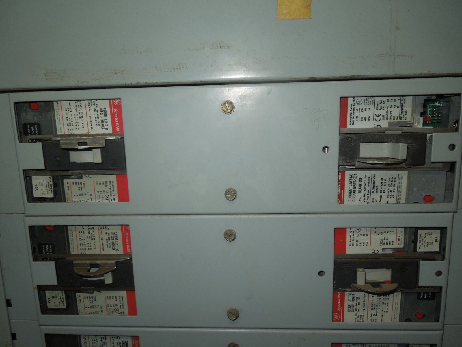 GE Spectra Series 400A 3ph 4W 480Y/277V MLO Panel w/Distribution ...