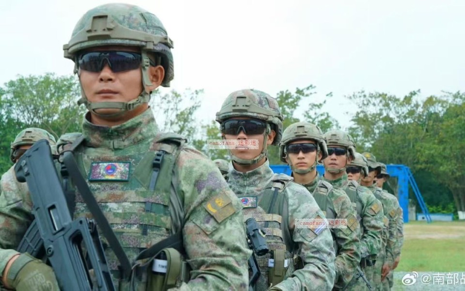 China PLA Army 19/21 Type Woodland XingKong Starry Sky Camouflage ...