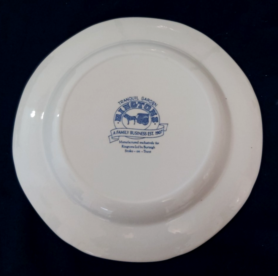 VINTAGE RINGTONS TEA BLUE & WHITE TRANQUIL GARDEN PLATE WITH BOX VGC m ...