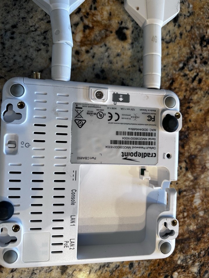 Cradlepoint CBA850 4G LTE Mobile Broadband Router (S4A452A) POE *READ ...