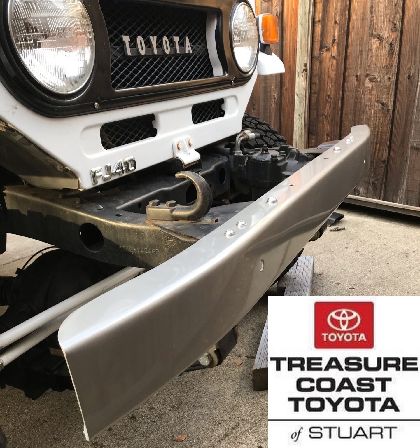 5211160030 Toyota Front Bumper Steel 52111-60030 Genuine OEM Part for ...