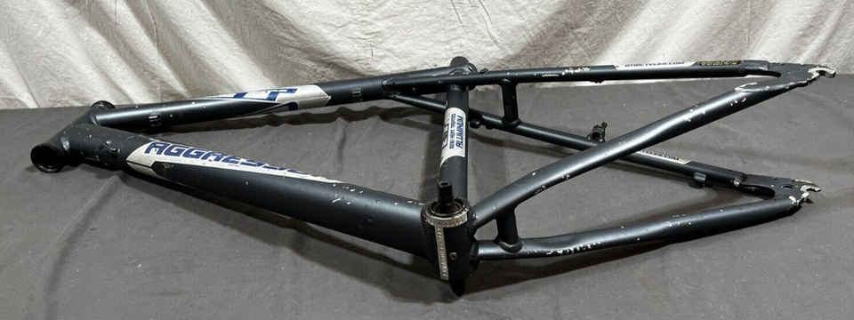 GT Aggressor Large Aluminum Triple Triangle Rim Brake Mountain Bike ...