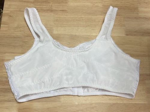 Full Coverage Bra for Women Unpadded Wirefree 40B White Front Eye Hook ...