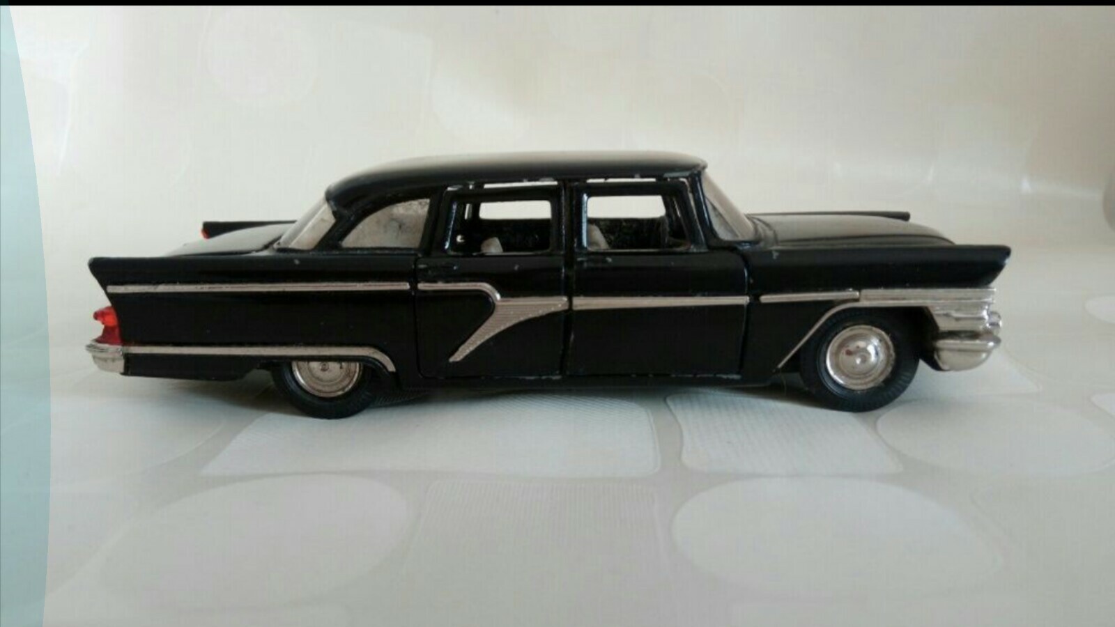 VINTAGE CHAIKA GAZ 13 TOY CAR ZIL 1:43 ZIM ZIS USSR CCCP SOVIET RUSSIA ...