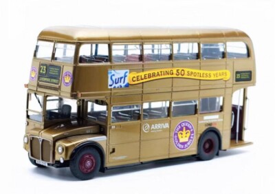 BRAND NEW SunStar 1:24 Diecast London Bus Model No. 2941 | eBay UK