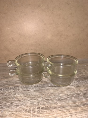 Vintage Pyrex Ramekins Set Of Four With Lug Handle Retro Kitchenware ...