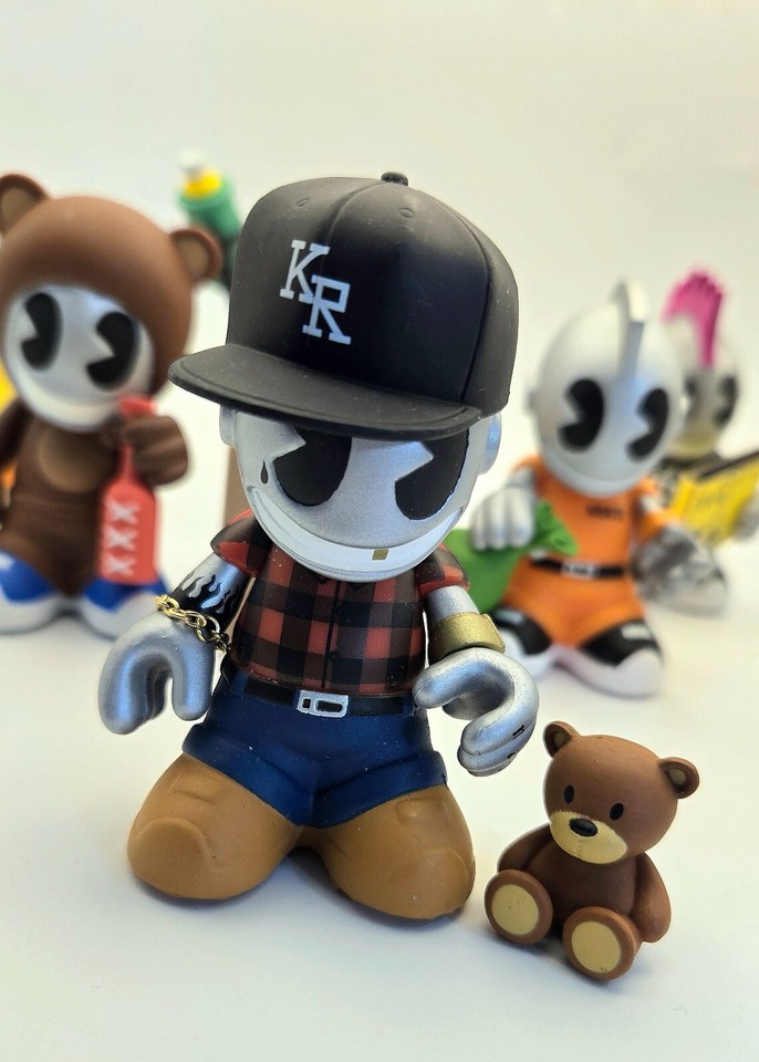 Kidrobot Bots Mini Series with Accessories INCLUDES HTF figure | eBay