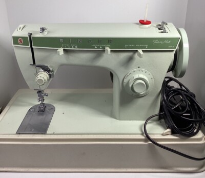 Singer Fashion Mate Model 252 Sewing Machine With Case | eBay
