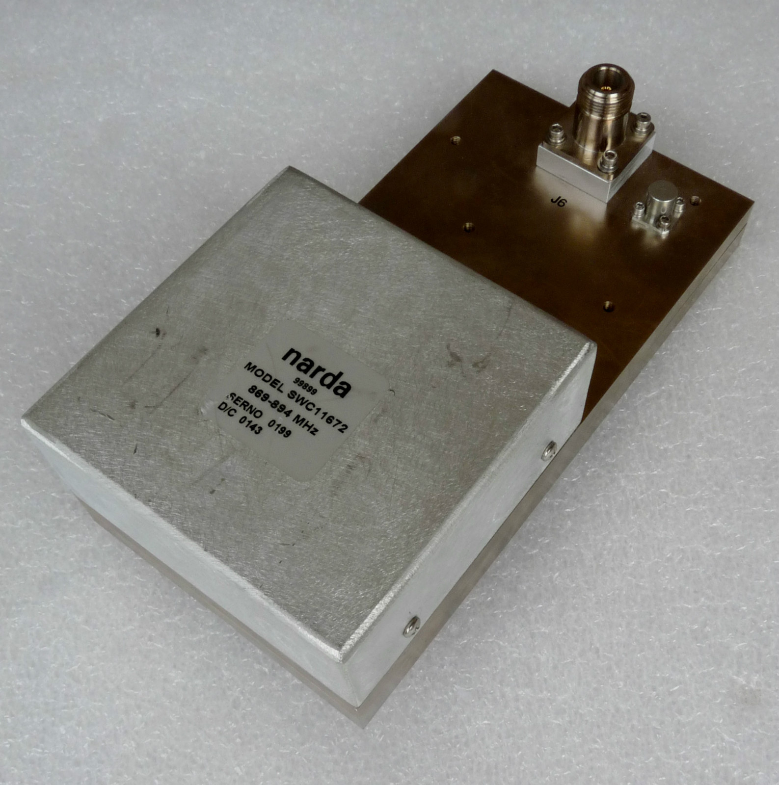 Narda SWC11672 low loss switchable divider / power combiner 869 - 894 ...