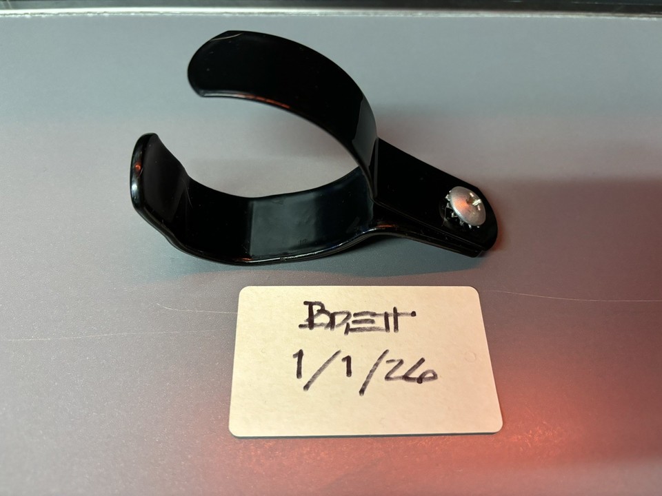 👀 Harley-Davidson Harley Hummer Oil Can Holder Clip Bracket Mount 125 ...