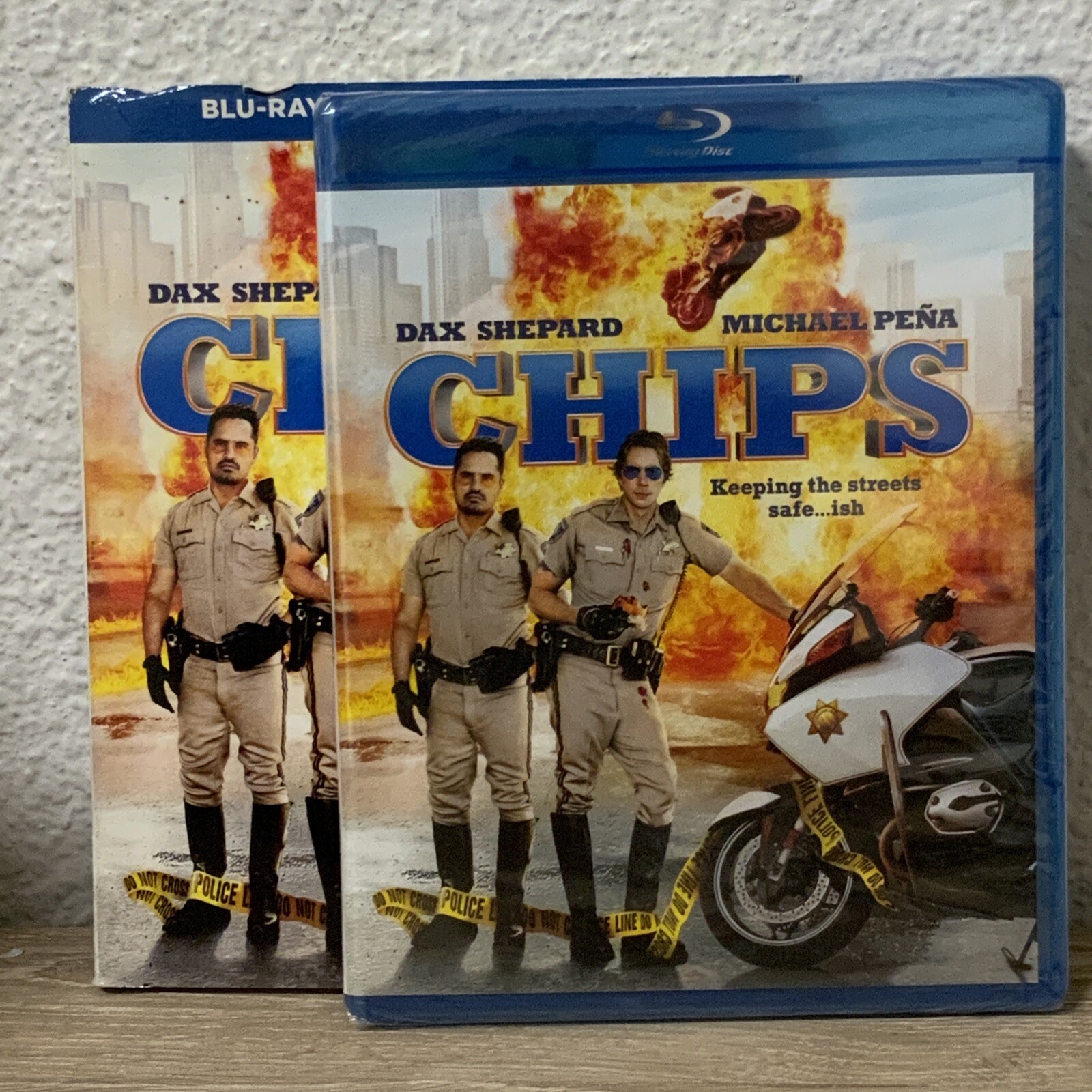📀 CHIPS (BLU-RAY + DVD ) W/Slipcover NEW 883929571406| eBay