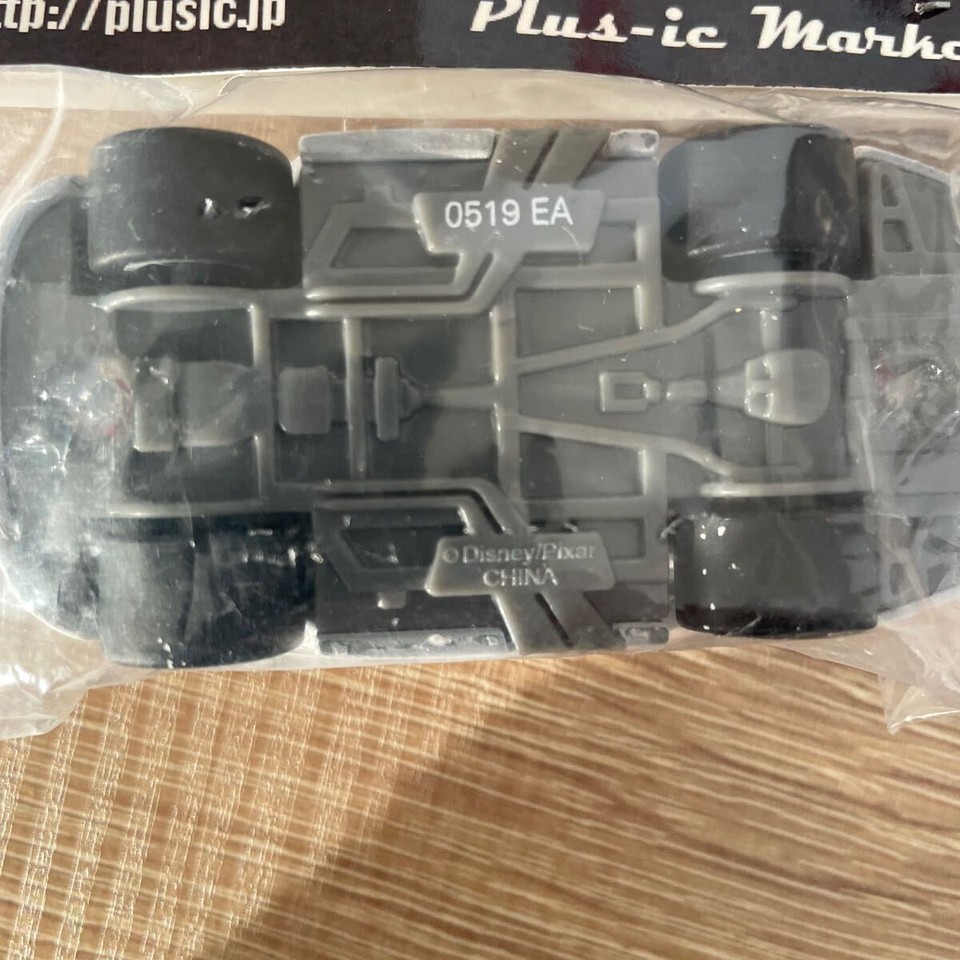 Mattel Cars Mac i Car MATTEL CARS Minicar Character Car Custom 84 Apple ...