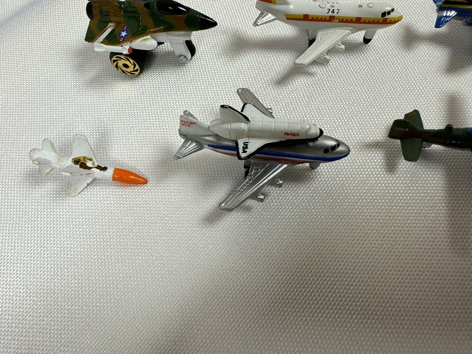 Vintage Galoob Micro Machines Super 44 Yellow Case W 36pcs Aviation ...