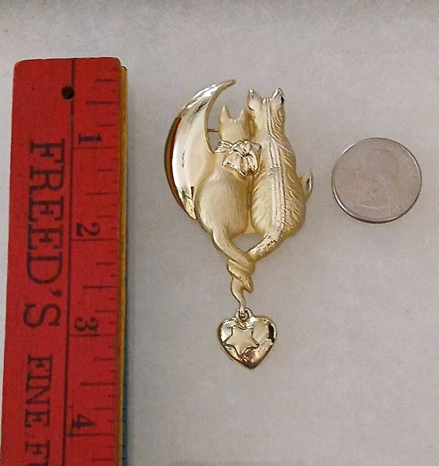 AJC Cattails Cat Couple Moon & Dangling Heart Brooch Pin Gold Tone ...