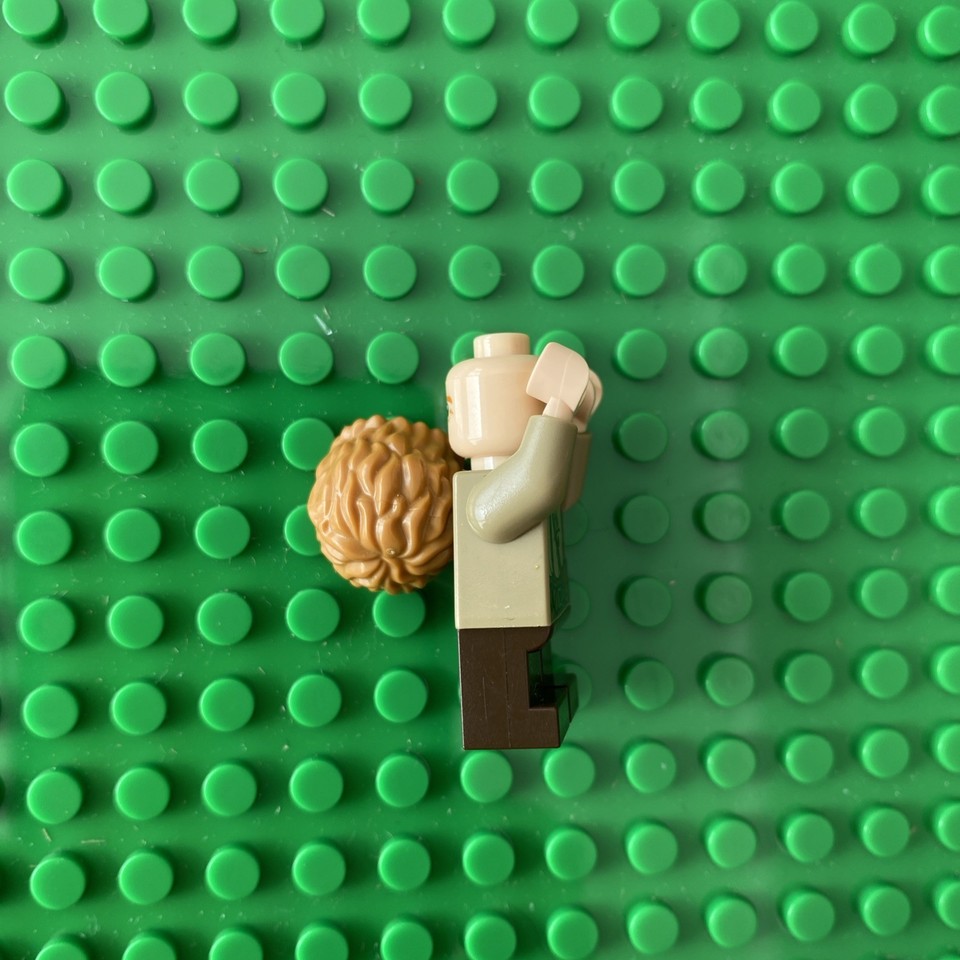 LEGO Lord of the Rings Samwise Gamgee Minifigure Lor004 From Set 9470 ...