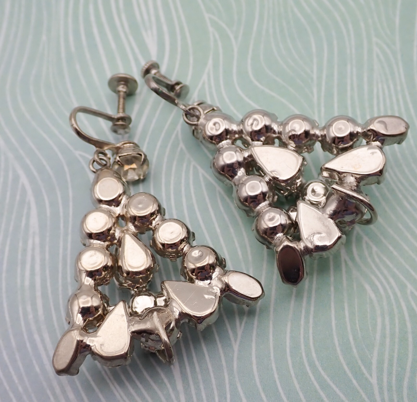 VTG Clear High End Layered Dangle Triangle Rhinestone… - Gem