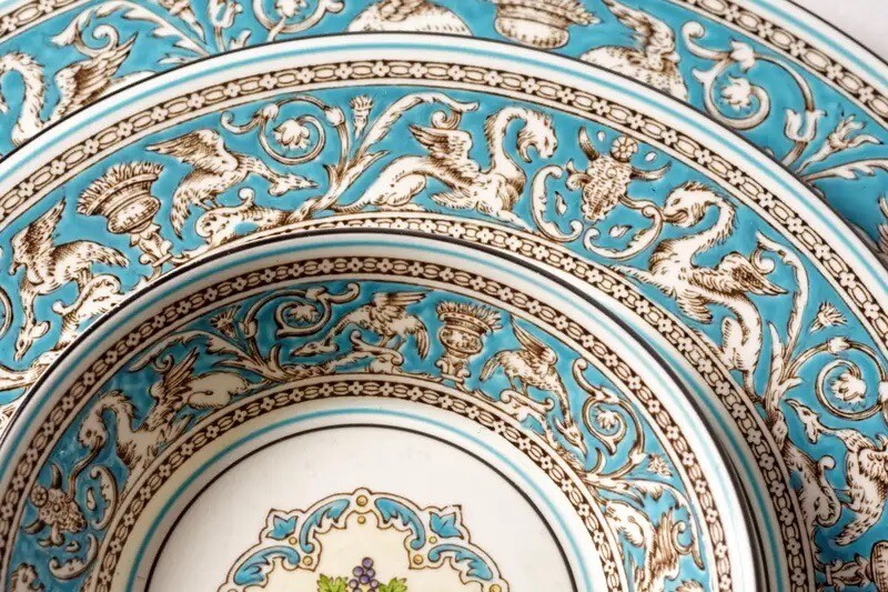120 Pc. Authentic Wedgewood Florentine Turquoise Bone China. Made In ...