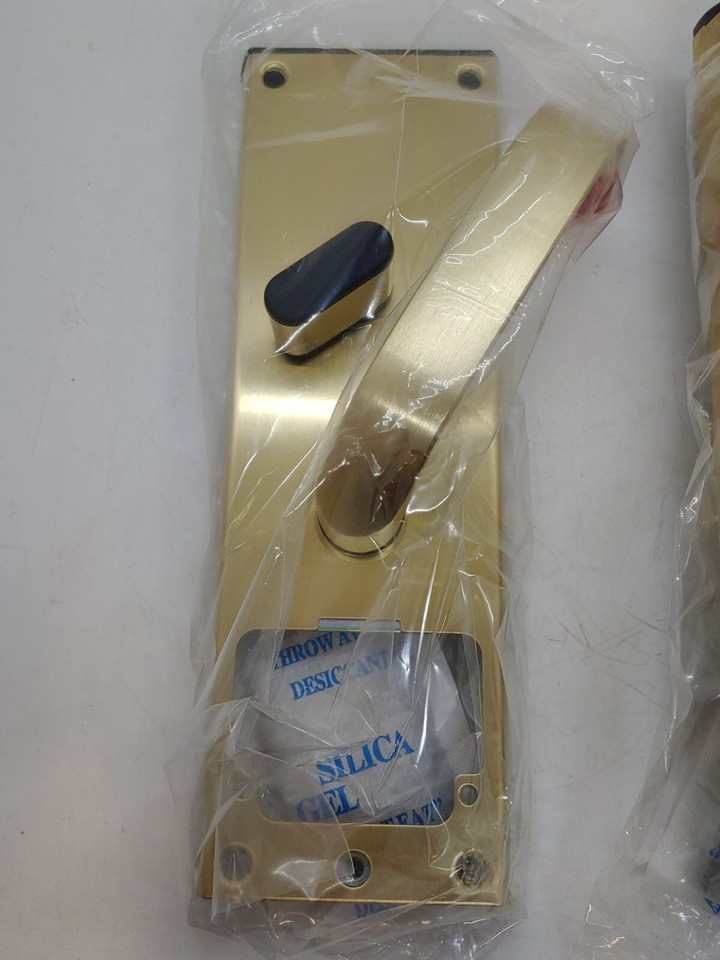 VingCard Elsafe Satin Brass Classic Guest Room Lock Bodies & Handles ...